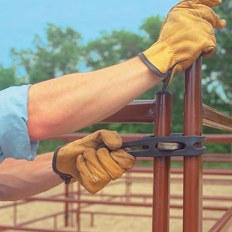 Livestock panel connectors flex